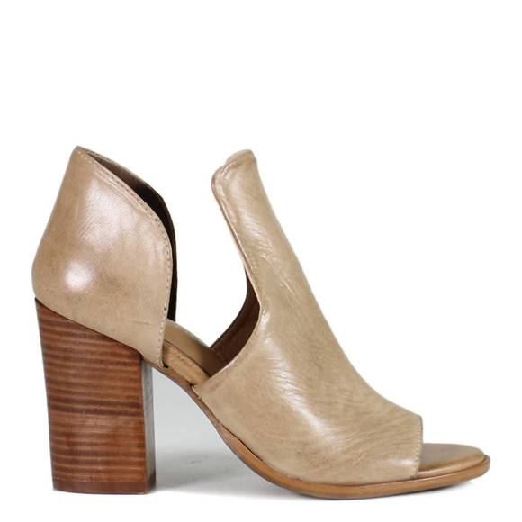 Diba True | Shoes | New Diba True Ivy Road Heeled Sandal In Beige ...